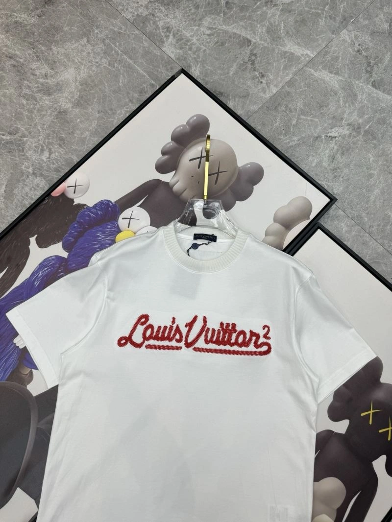 Top match Louis Vuitton T-Shirts