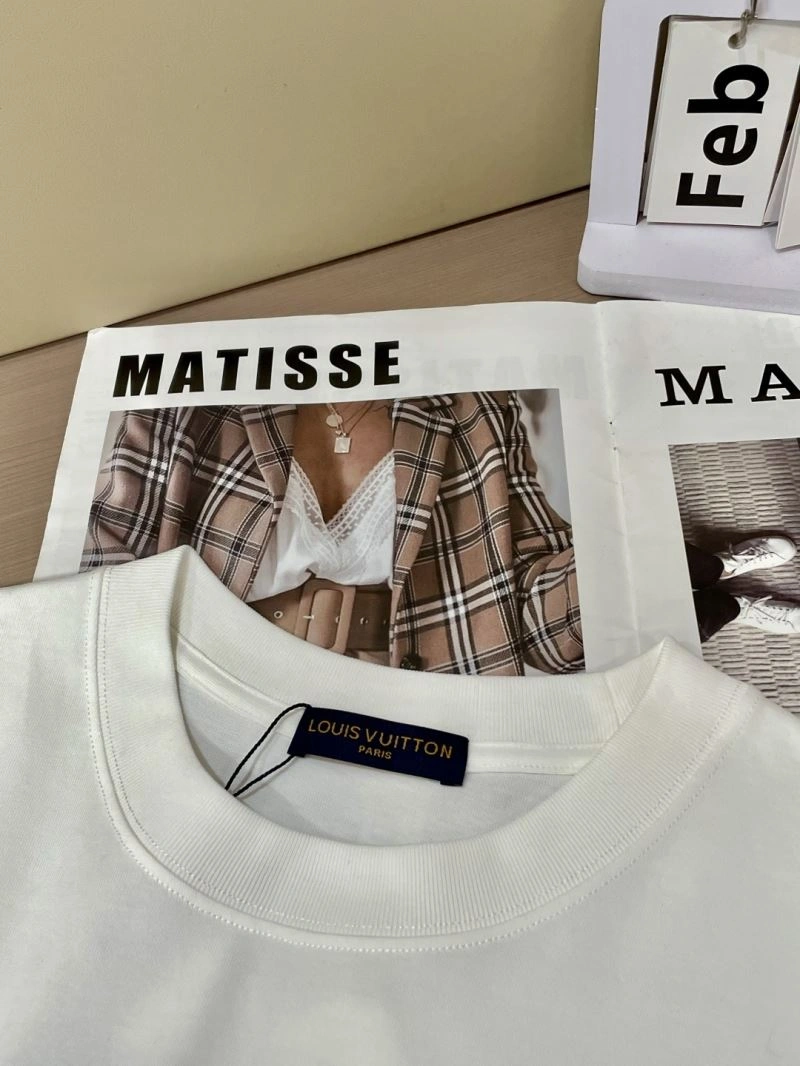 Factory-made Louis Vuitton T-Shirts