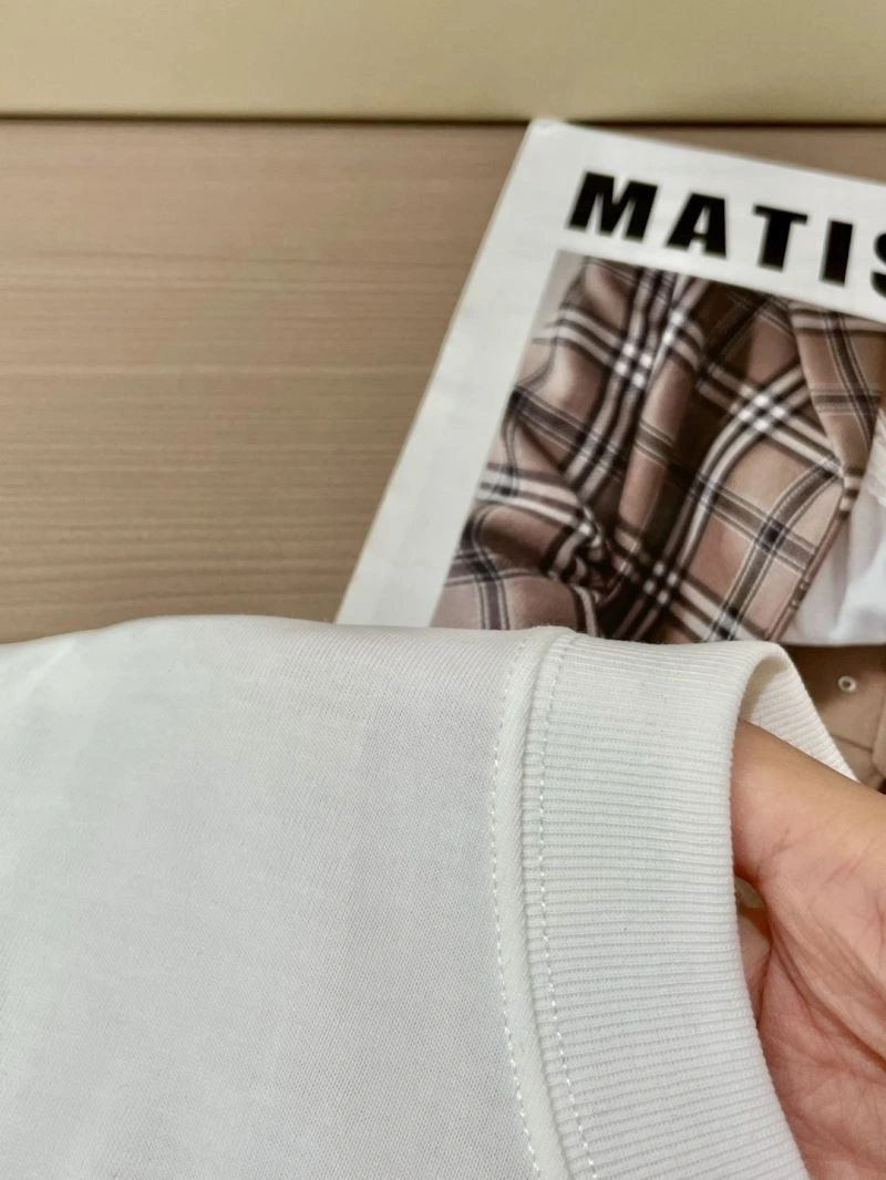 Factory-made Louis Vuitton T-Shirts