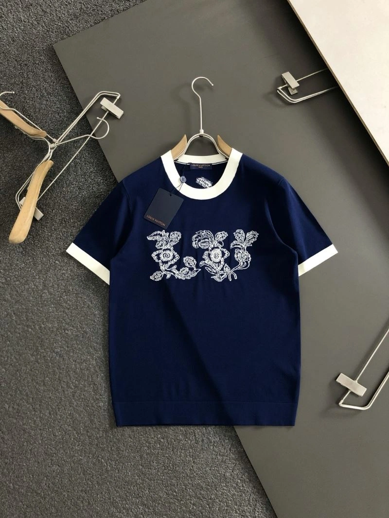 Indistinguishable Louis Vuitton T-Shirts