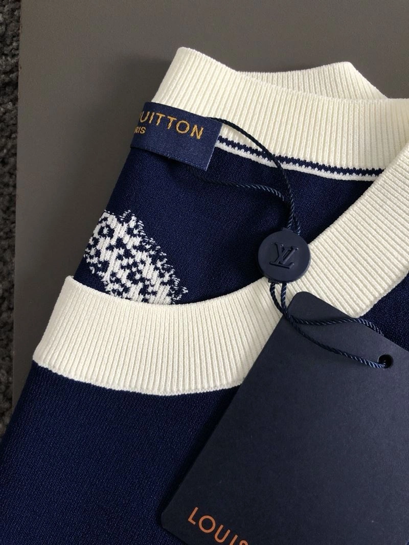 Indistinguishable Louis Vuitton T-Shirts