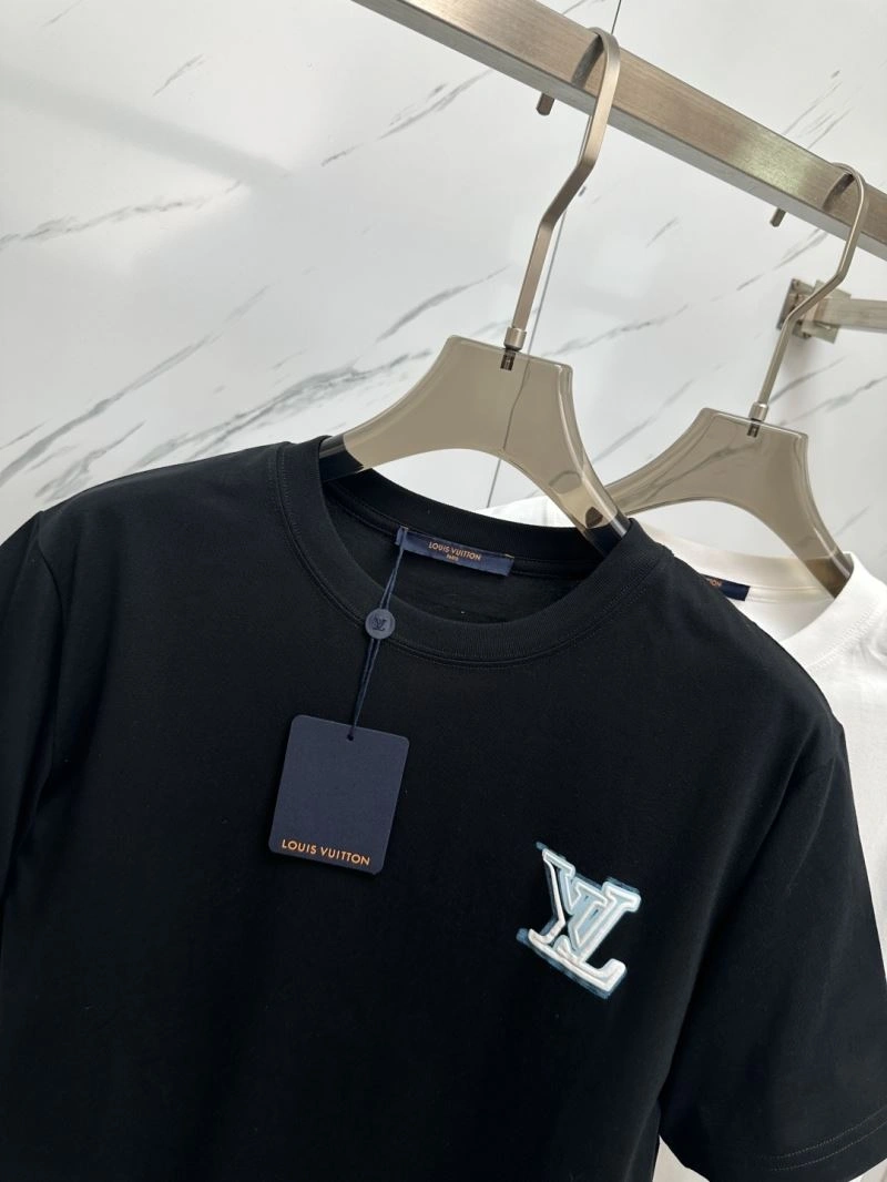 Low-cost Louis Vuitton T-Shirts