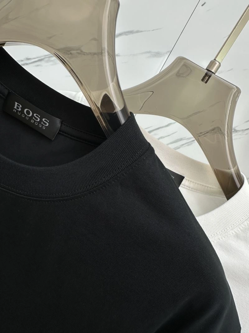 Precise copy Louis Vuitton T-Shirts