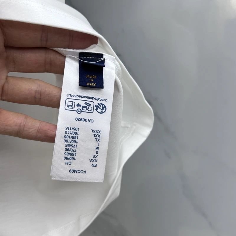 Cut-rate Louis Vuitton T-Shirts