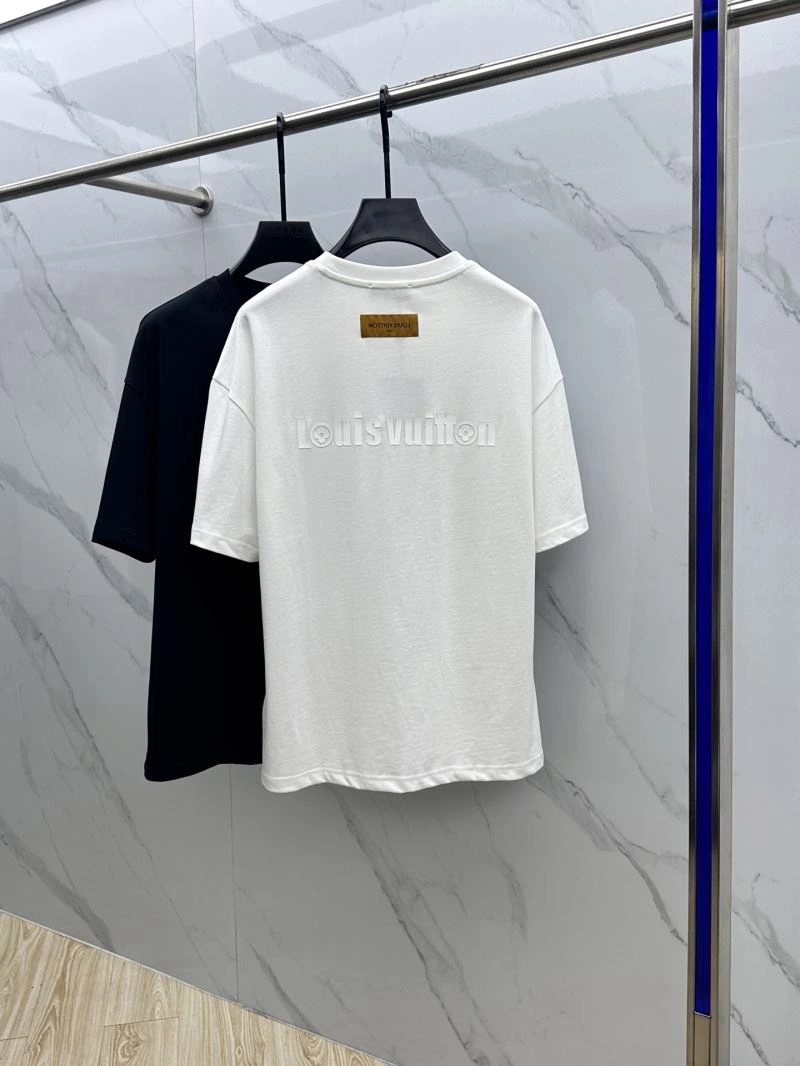 Indistinguishable Louis Vuitton T-Shirts