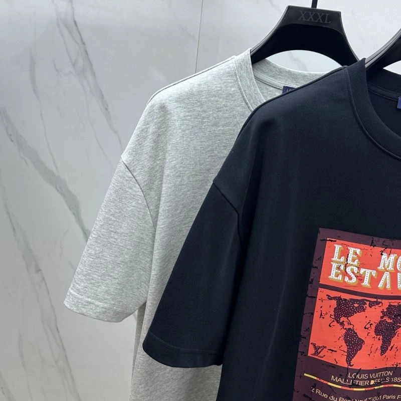 High fidelity Louis Vuitton T-Shirts