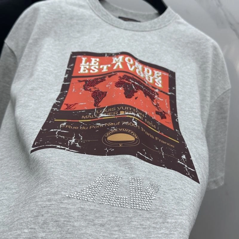 Low-cost Louis Vuitton T-Shirts