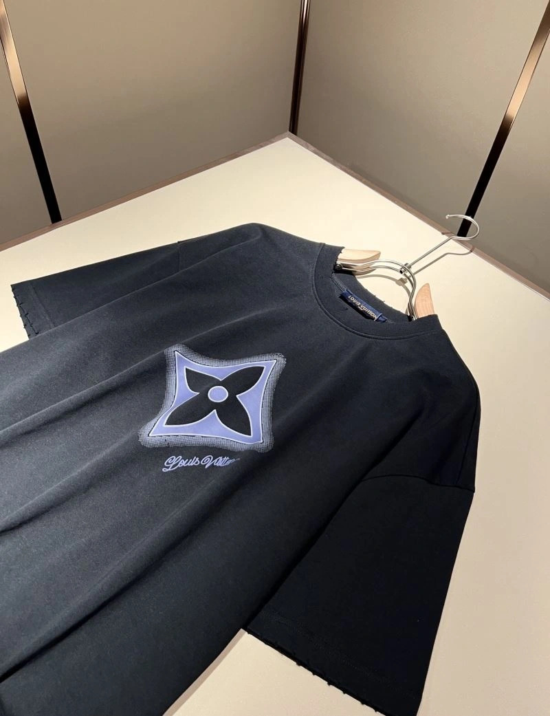 Factory-made Louis Vuitton T-Shirts