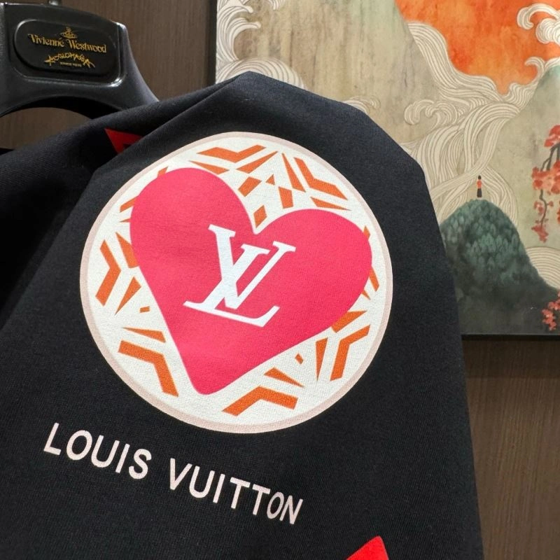 Discounted Louis Vuitton T-Shirts