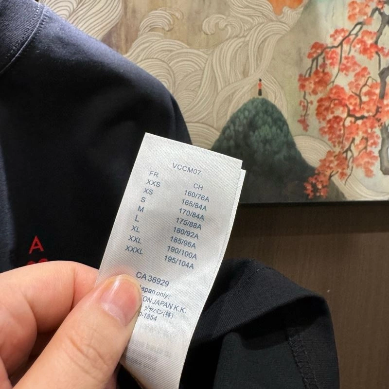 Discounted Louis Vuitton T-Shirts