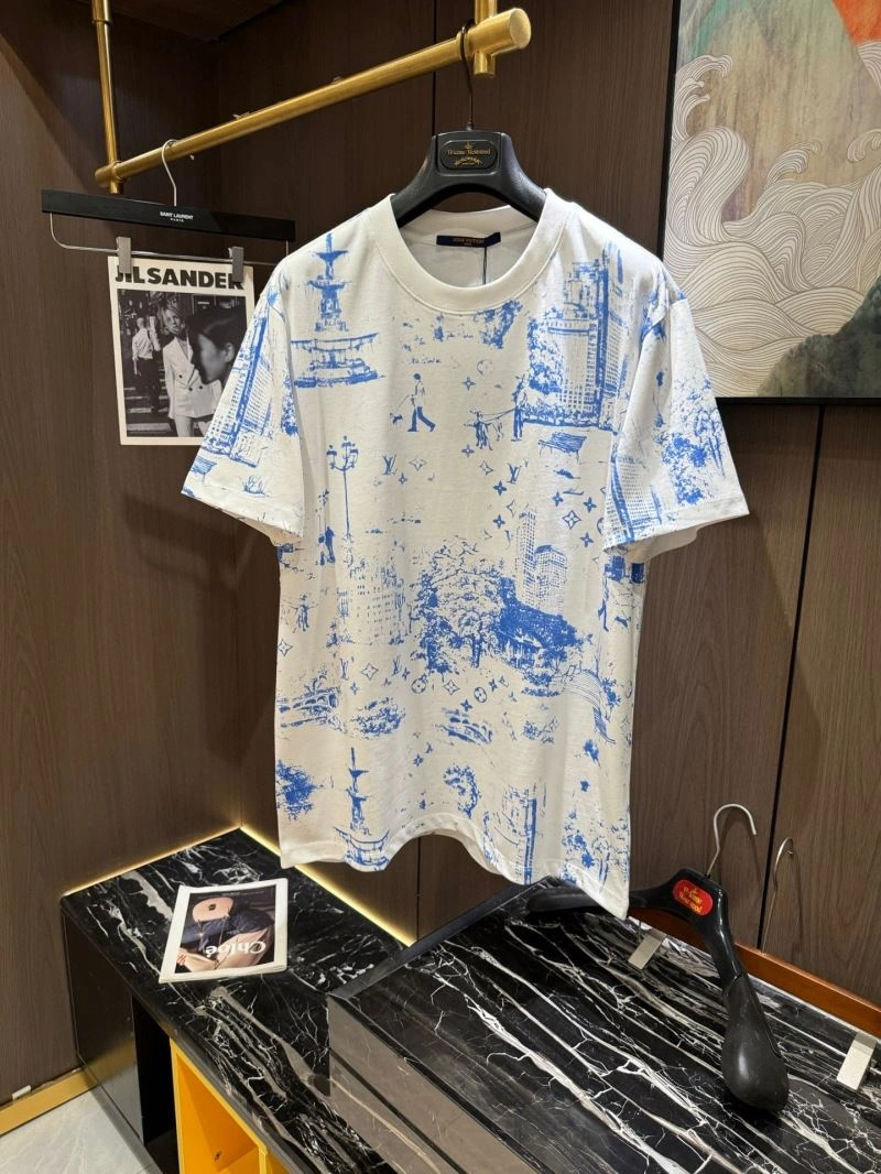 Top match Louis Vuitton T-Shirts