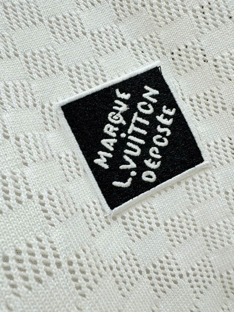 Indistinguishable Louis Vuitton T-Shirts