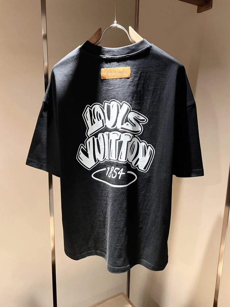 Top match Louis Vuitton T-Shirts