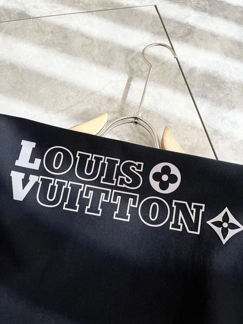 High accuracy Louis Vuitton T-Shirts
