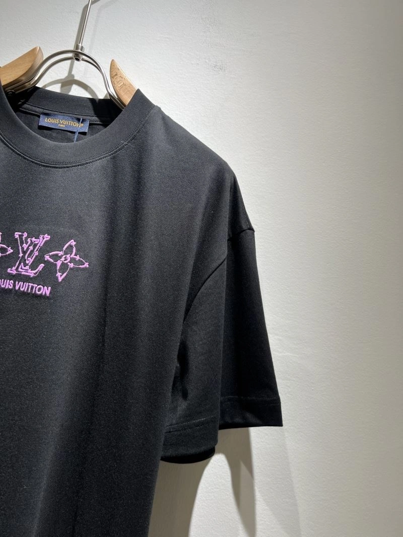 Top match Louis Vuitton T-Shirts