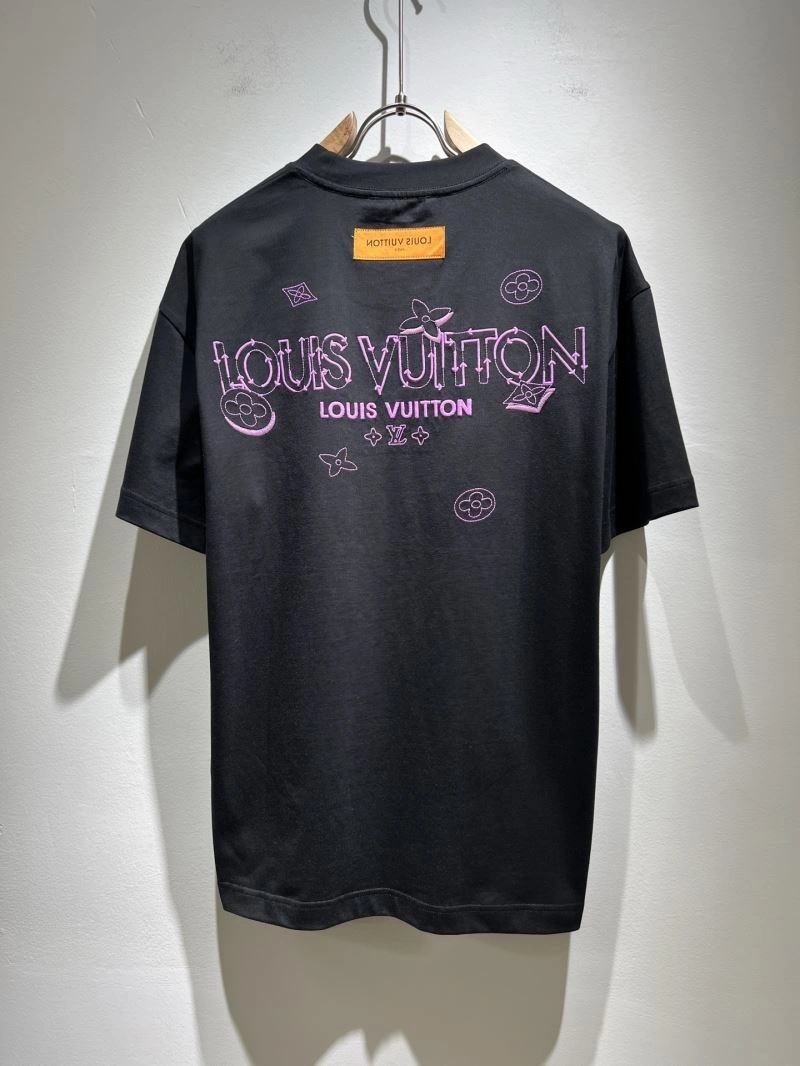 Top match Louis Vuitton T-Shirts