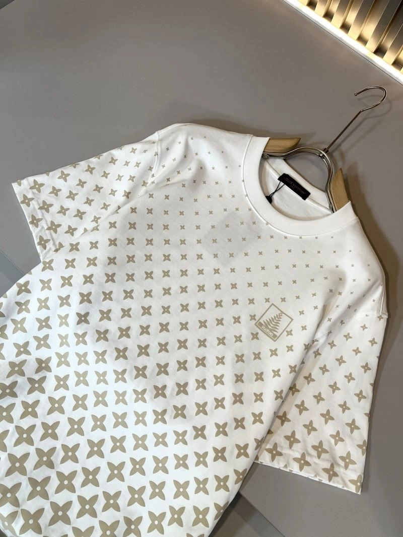 Inexpensive Louis Vuitton T-Shirts