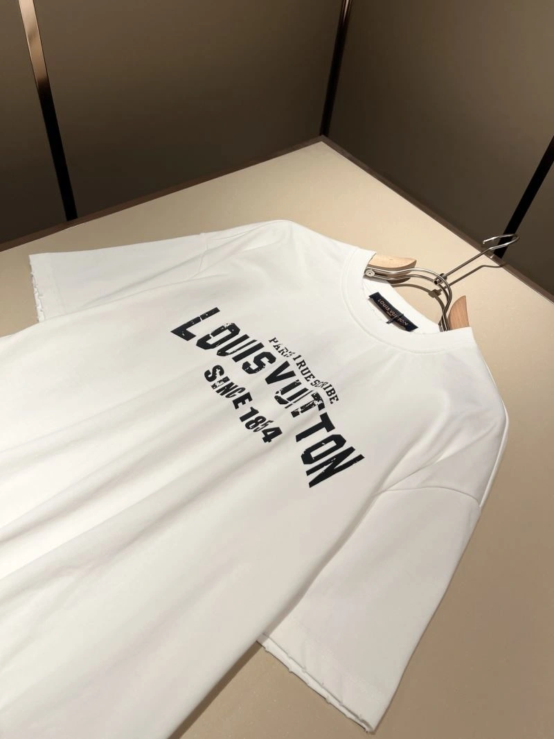 Top match Louis Vuitton T-Shirts