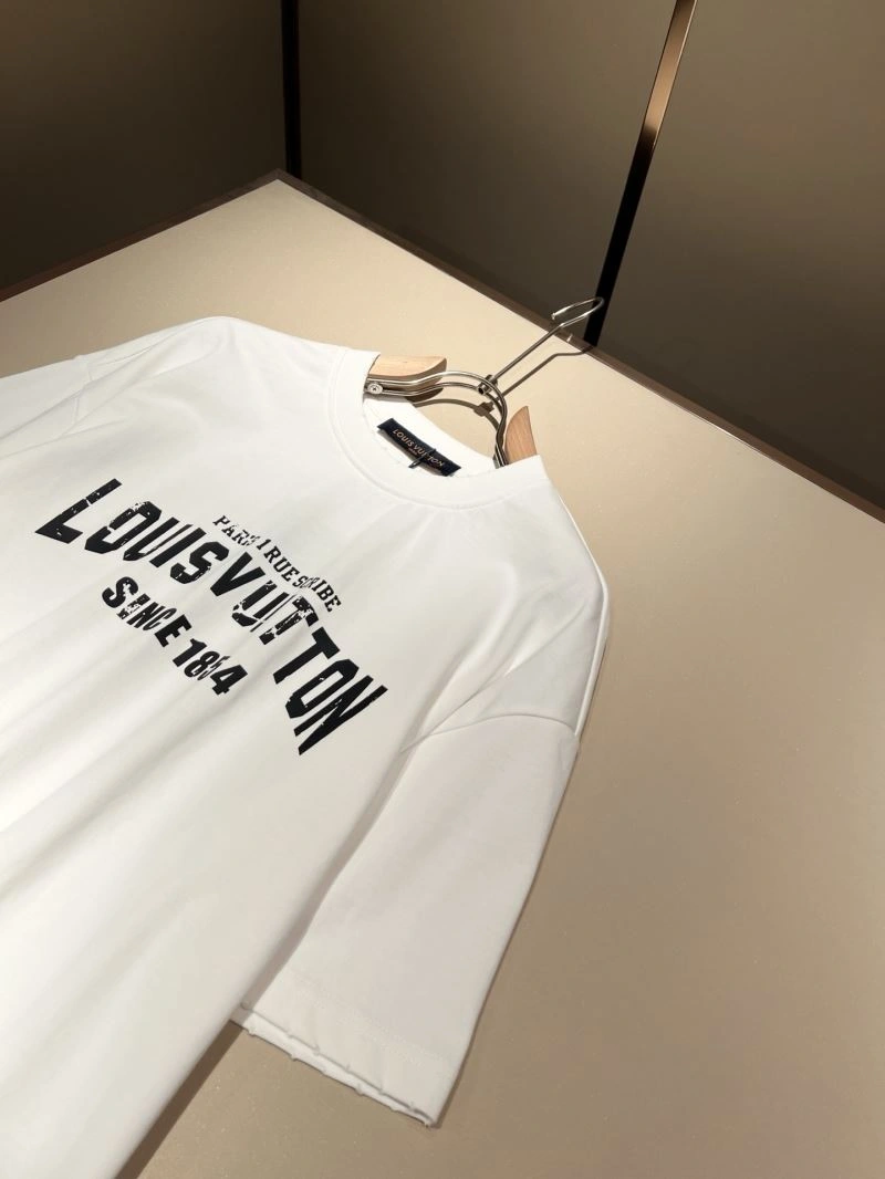 Top match Louis Vuitton T-Shirts