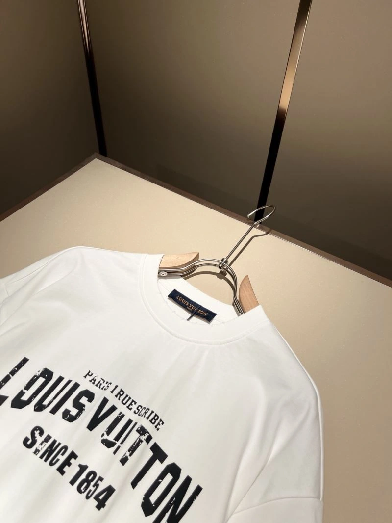 Top match Louis Vuitton T-Shirts