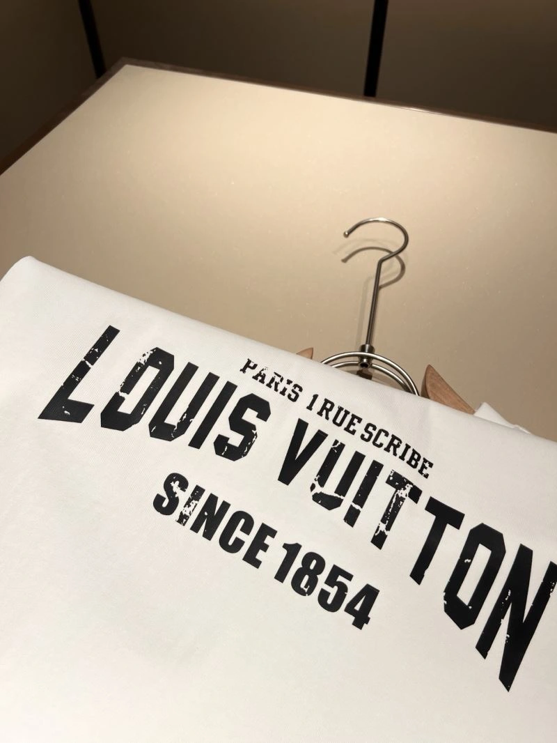 Top match Louis Vuitton T-Shirts