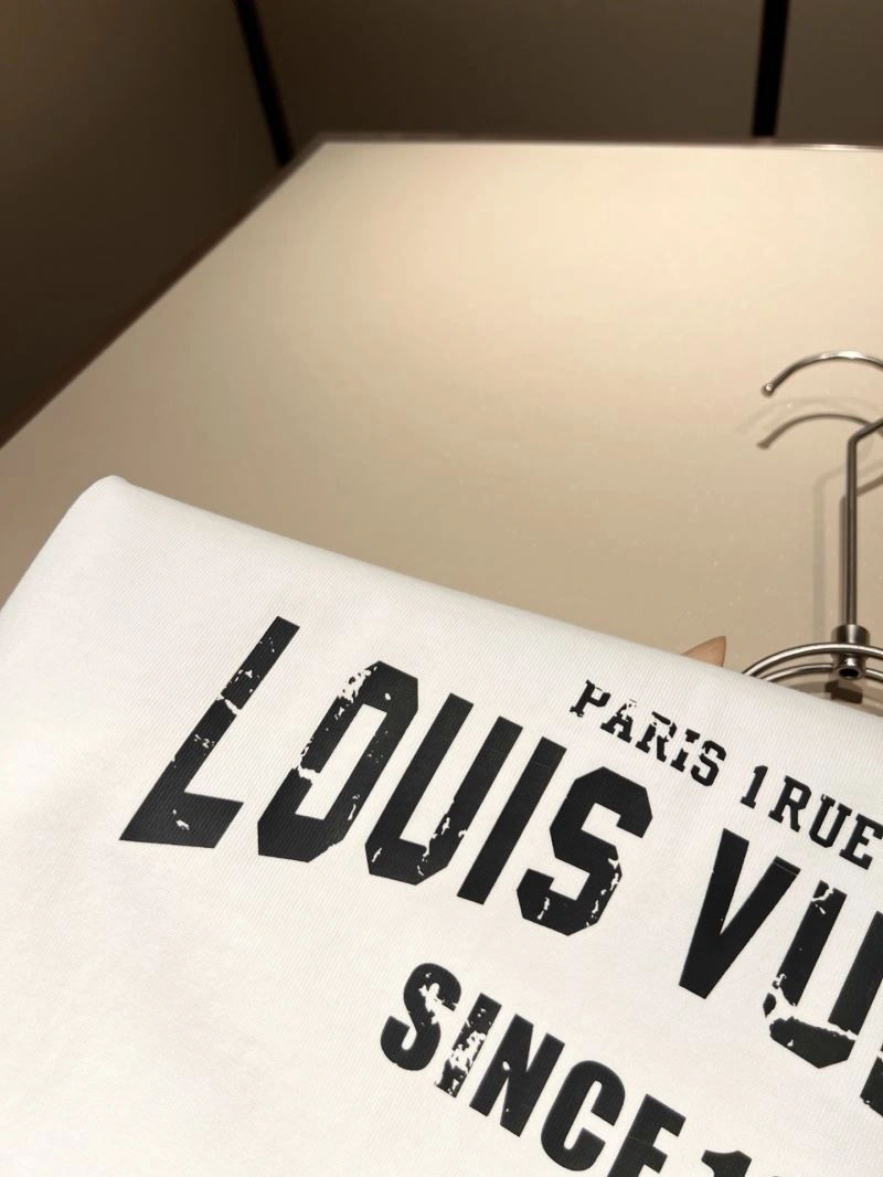 Top match Louis Vuitton T-Shirts