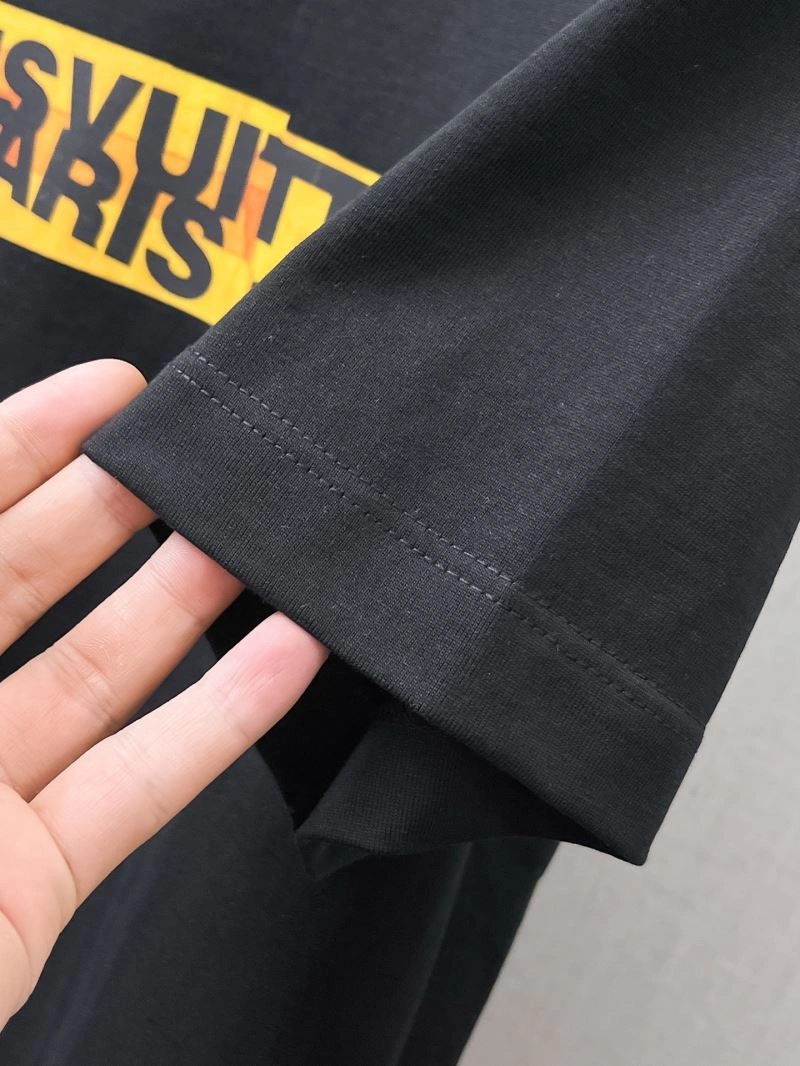 High accuracy Louis Vuitton T-Shirts