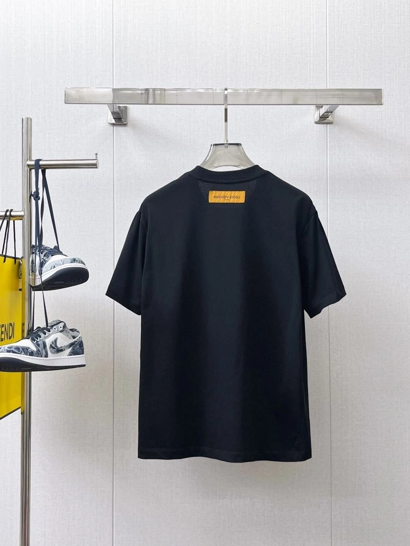 Exact replica Louis Vuitton T-Shirts