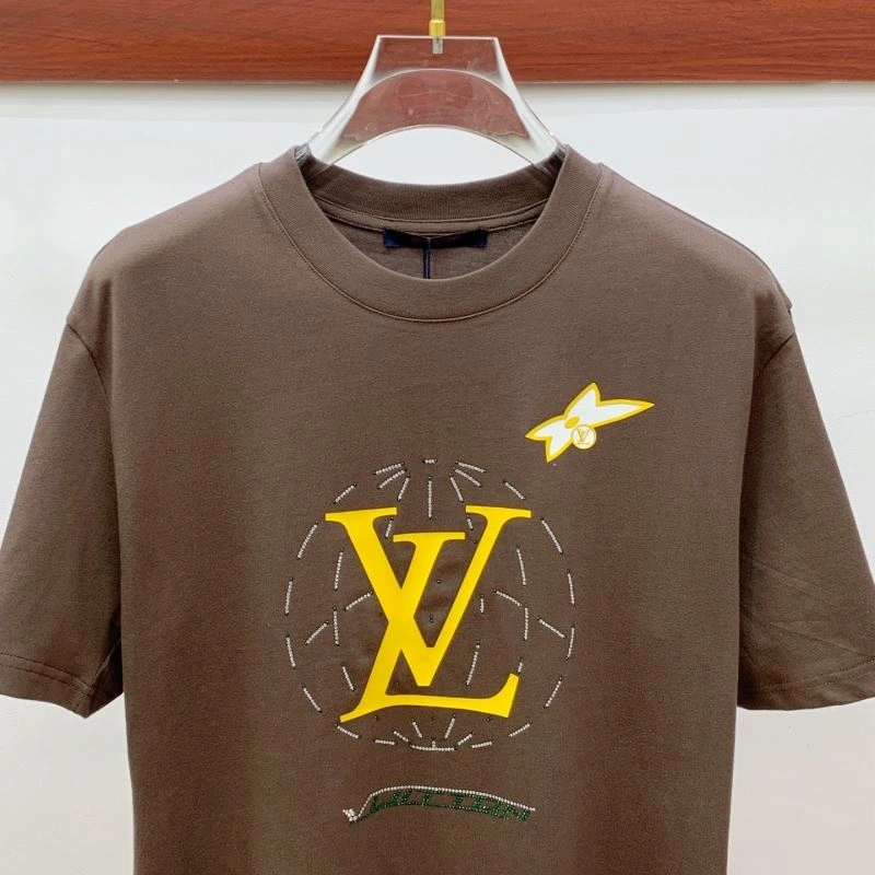 Indistinguishable Louis Vuitton T-Shirts