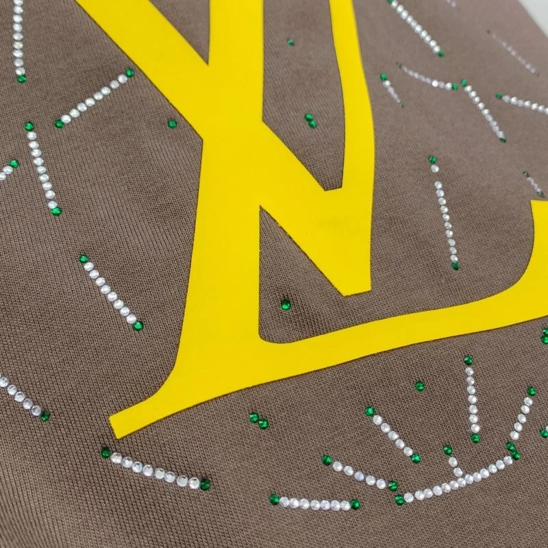 Indistinguishable Louis Vuitton T-Shirts