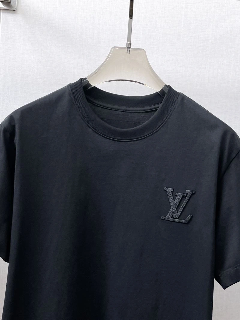Low-cost Louis Vuitton T-Shirts