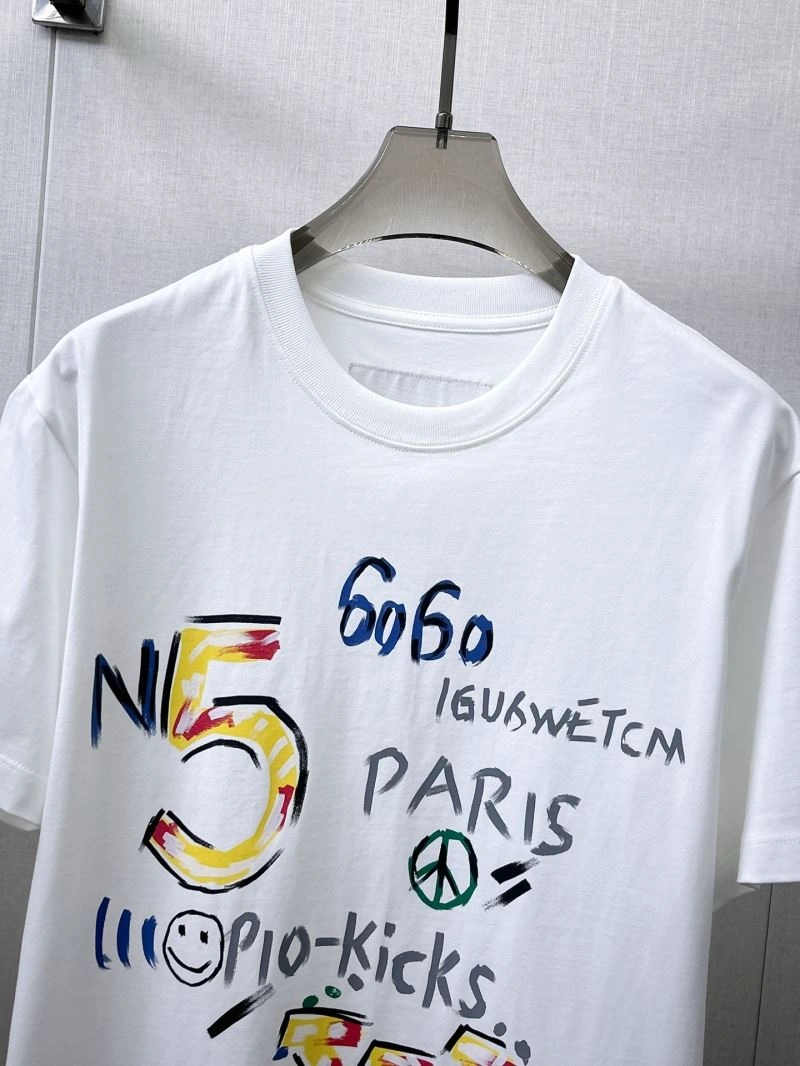 Top match Louis Vuitton T-Shirts