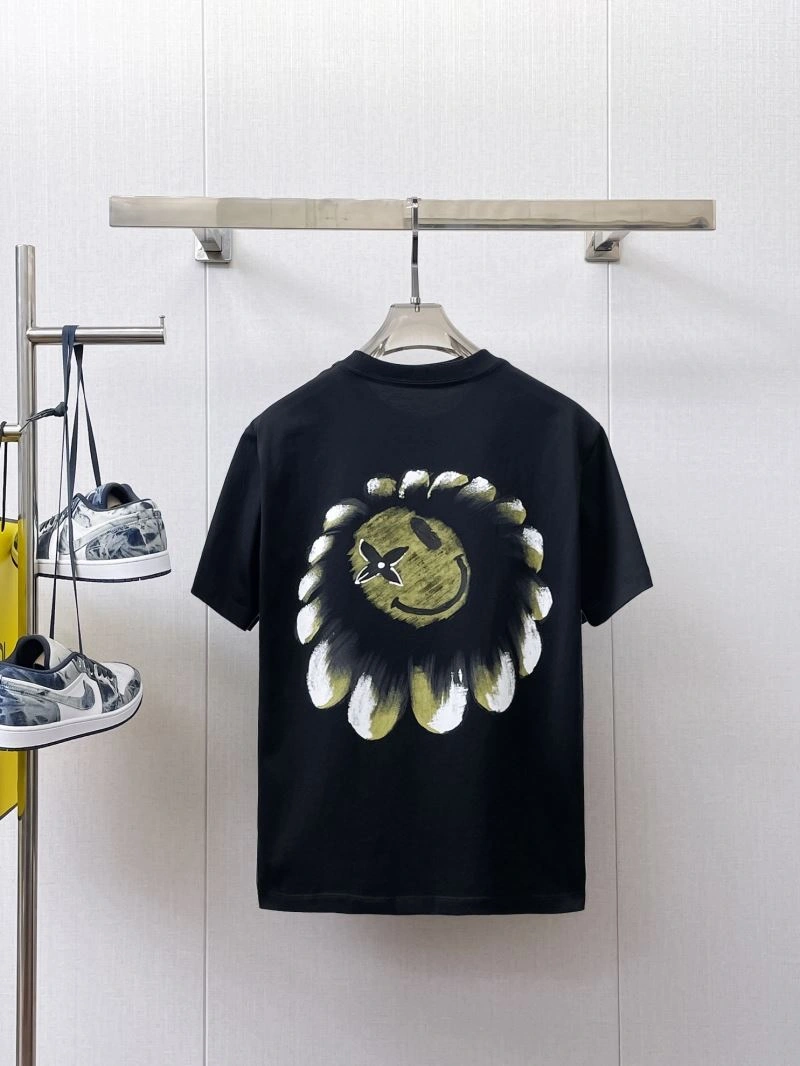 High accuracy Louis Vuitton T-Shirts