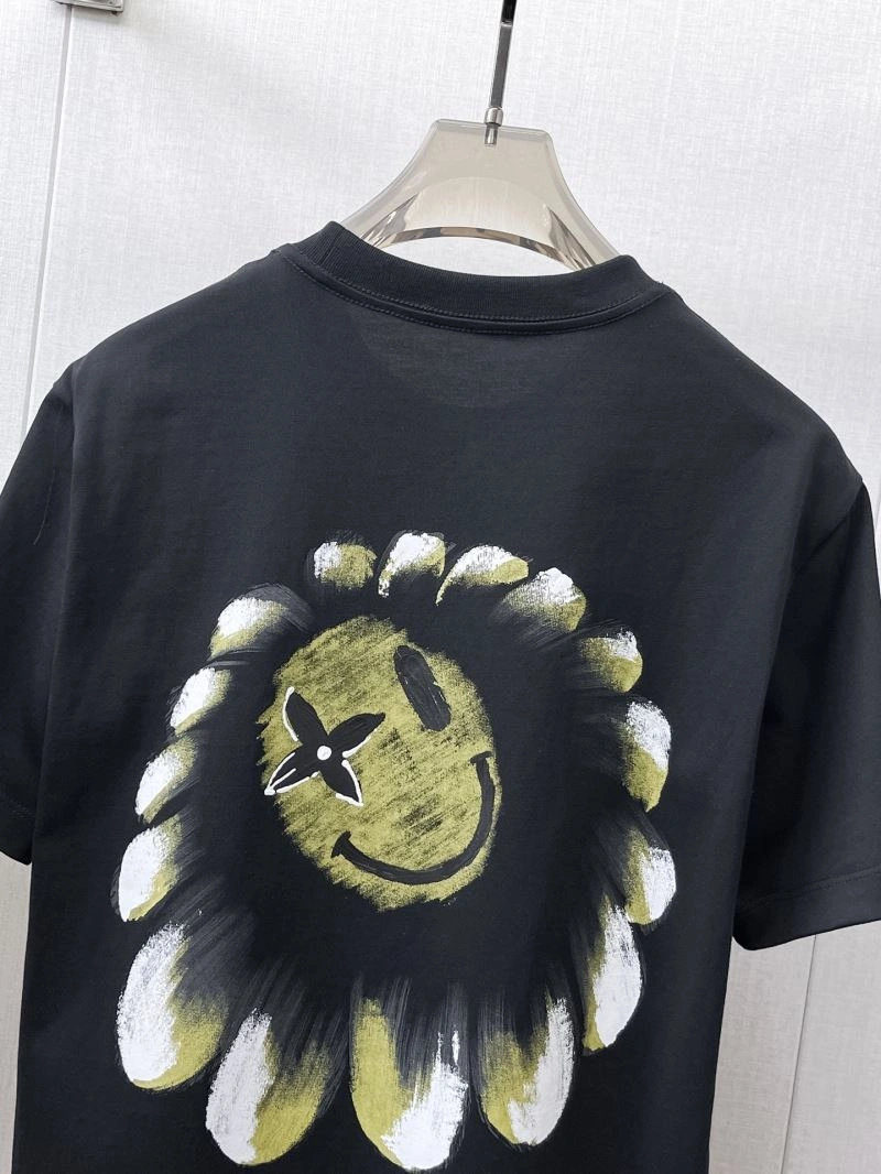 High accuracy Louis Vuitton T-Shirts
