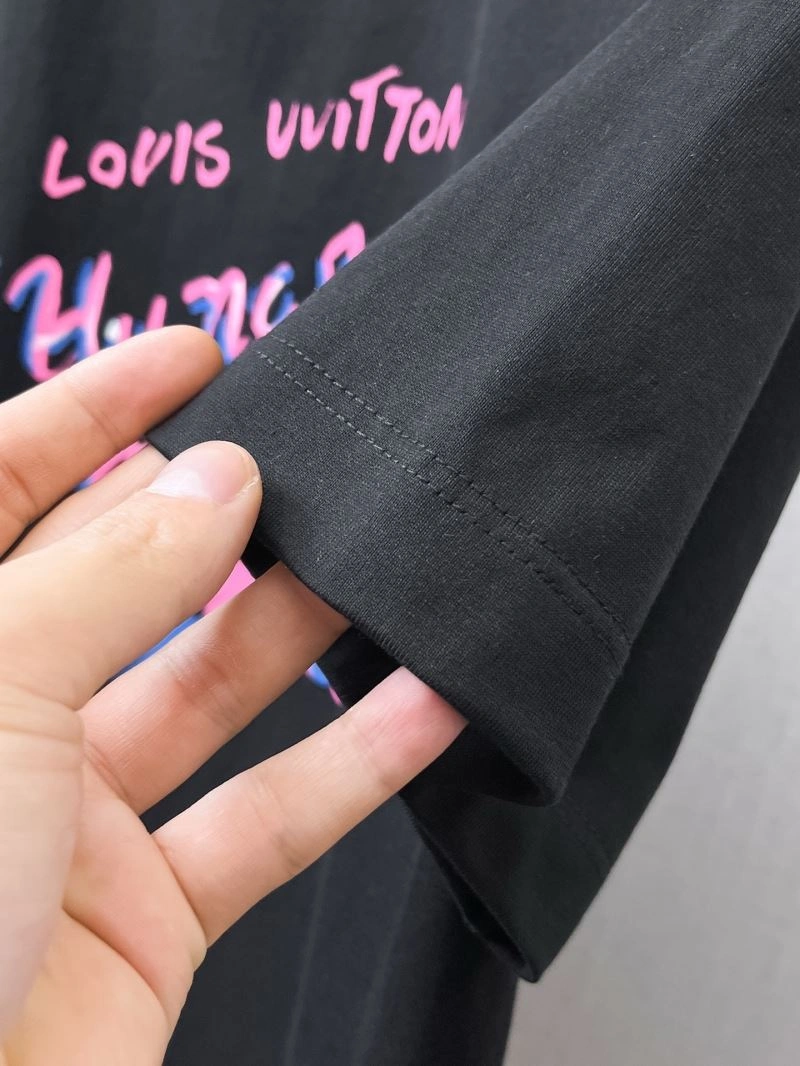 Indistinguishable Louis Vuitton T-Shirts