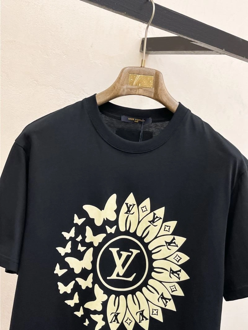 Exact replica Louis Vuitton T-Shirts