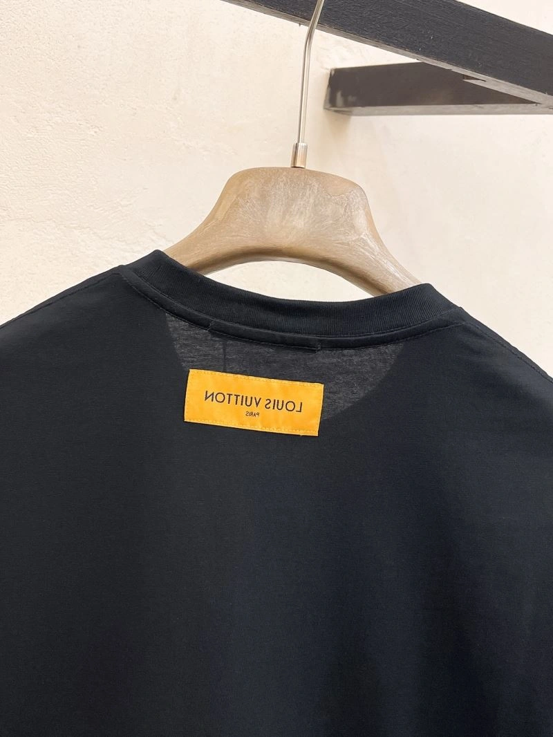 Exact replica Louis Vuitton T-Shirts