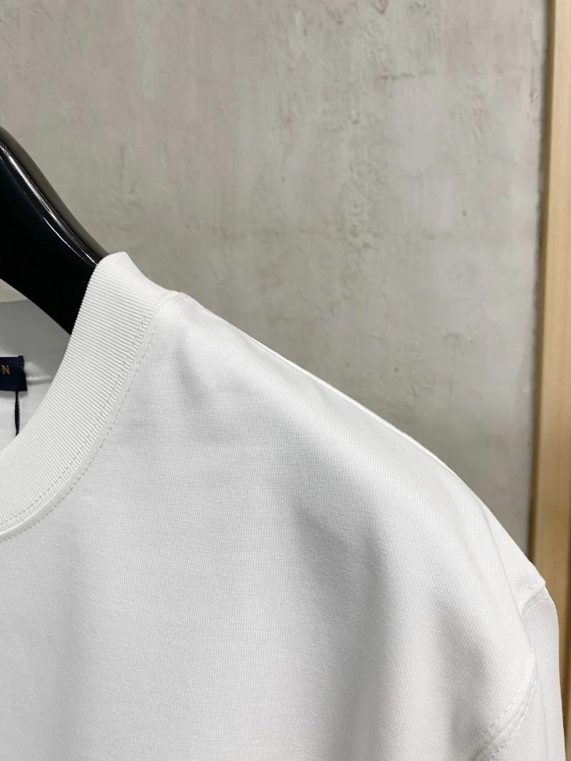 Factory-made Louis Vuitton T-Shirts