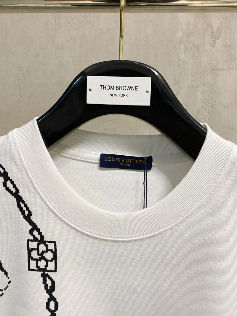 Low-cost Louis Vuitton T-Shirts