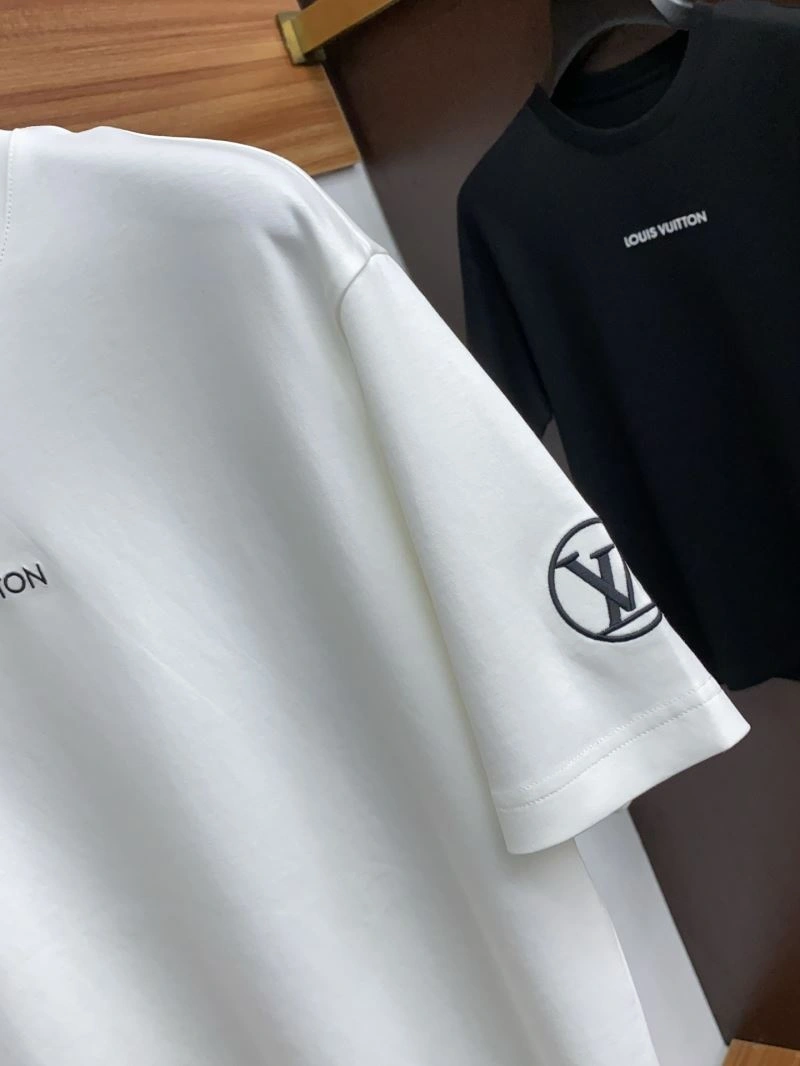 Bargain Louis Vuitton T-Shirts