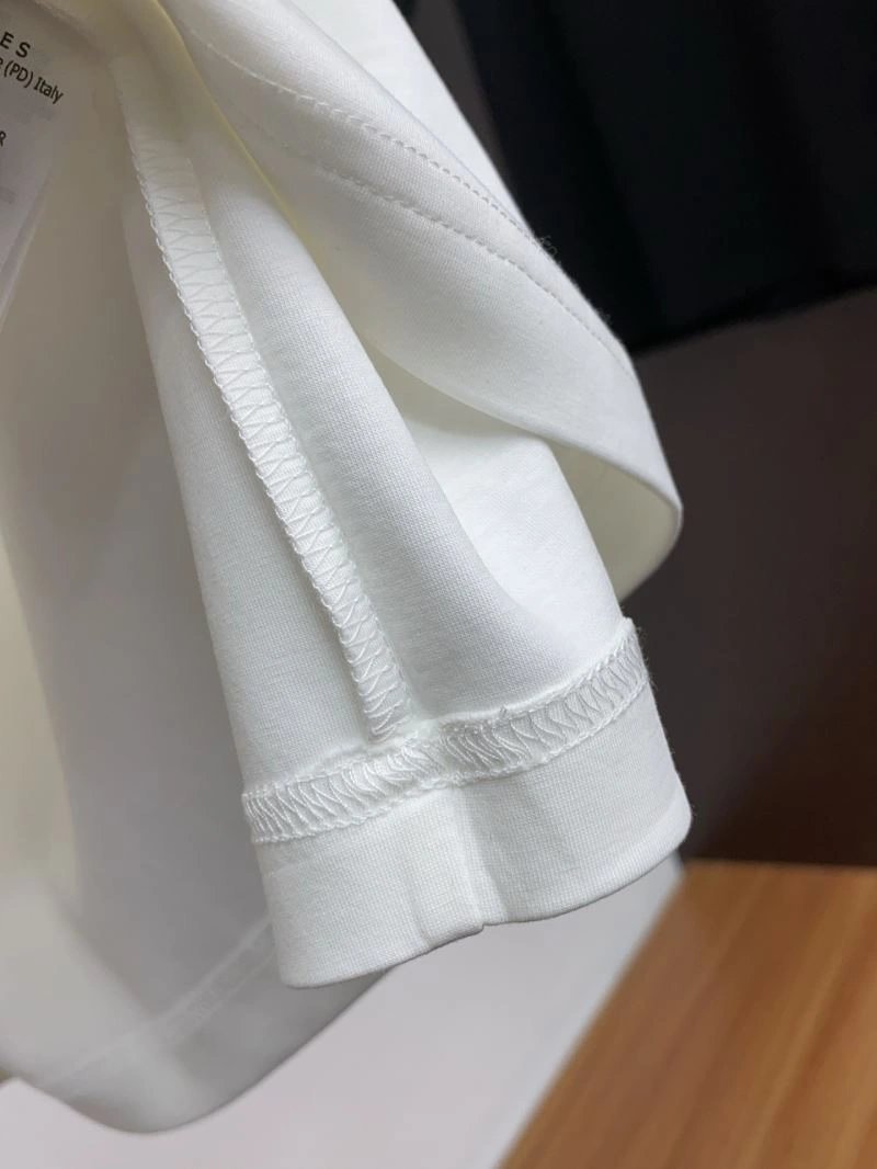 Bargain Louis Vuitton T-Shirts