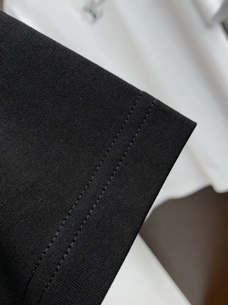Reasonably priced Louis Vuitton T-Shirts