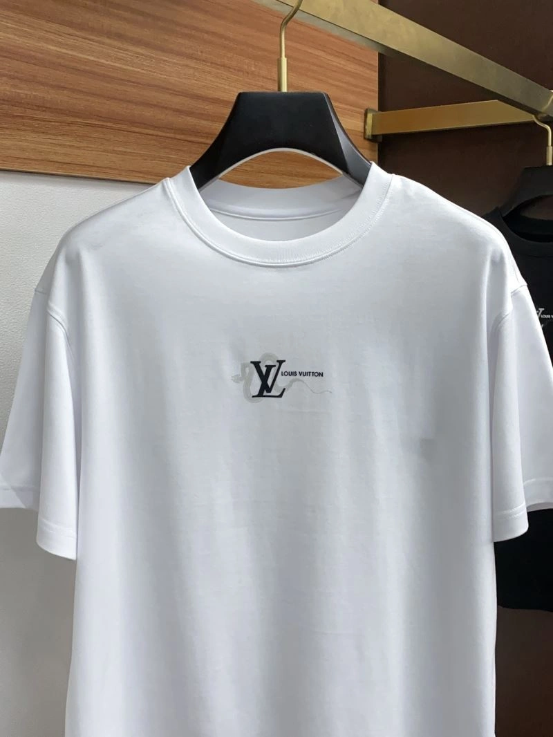 Precise copy Louis Vuitton T-Shirts