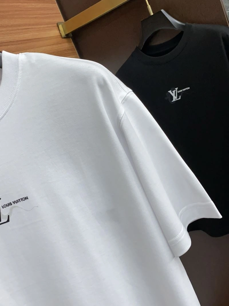 Precise copy Louis Vuitton T-Shirts