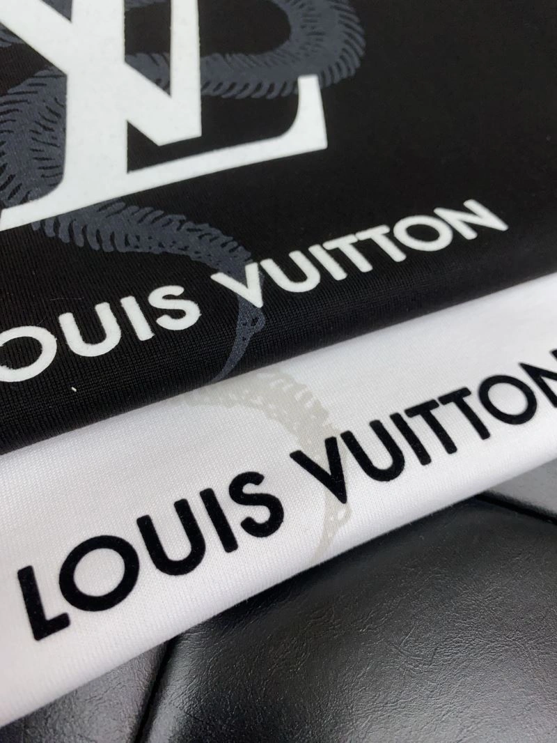 Precise copy Louis Vuitton T-Shirts