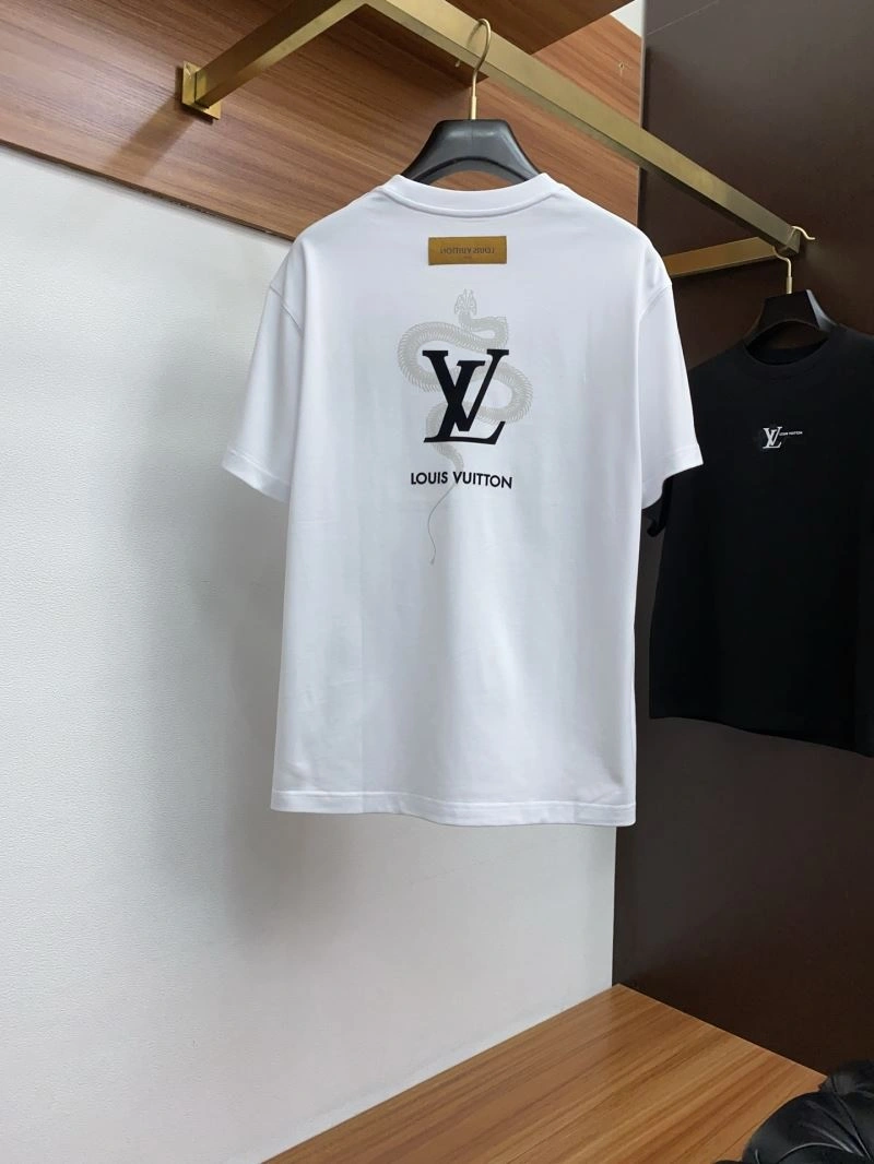 Precise copy Louis Vuitton T-Shirts