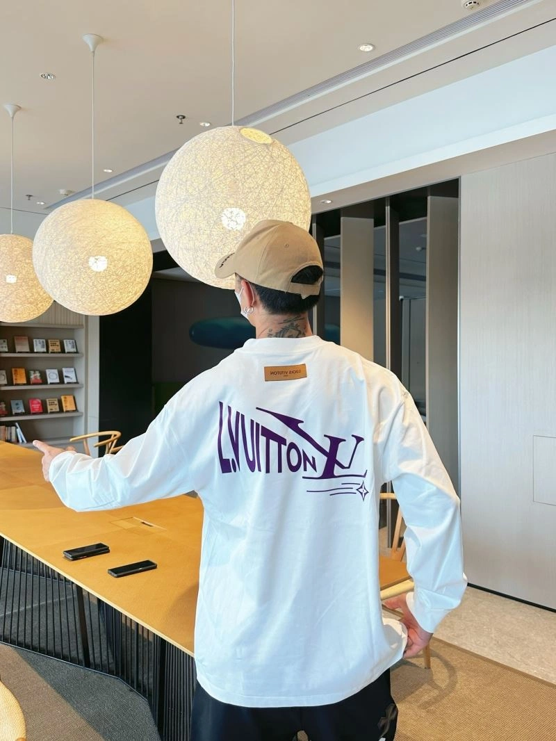 Bargain Louis Vuitton T-Shirts