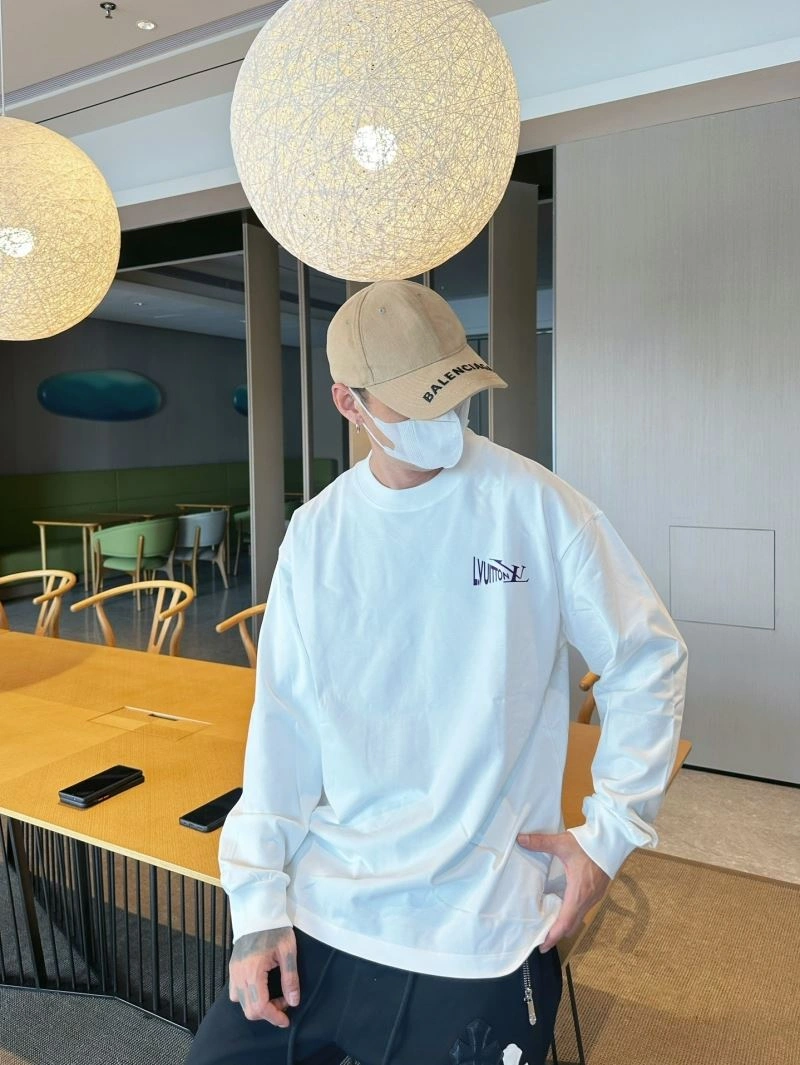Bargain Louis Vuitton T-Shirts