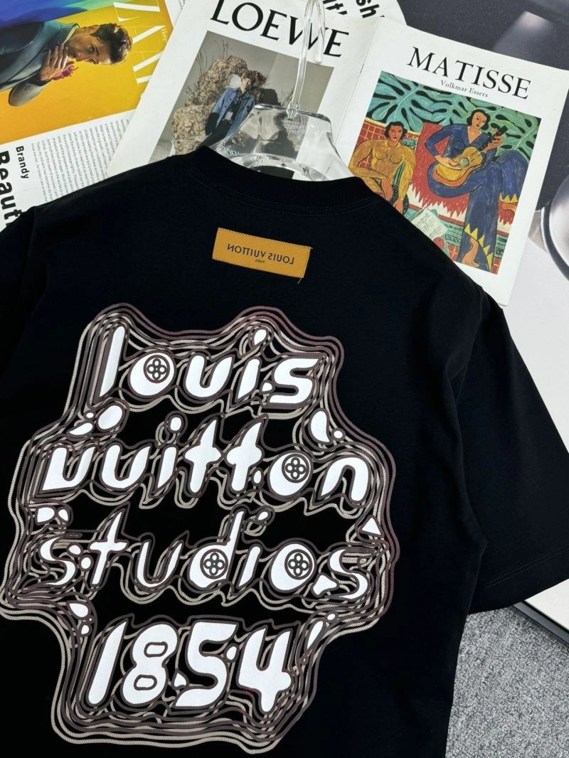Low-cost Louis Vuitton T-Shirts