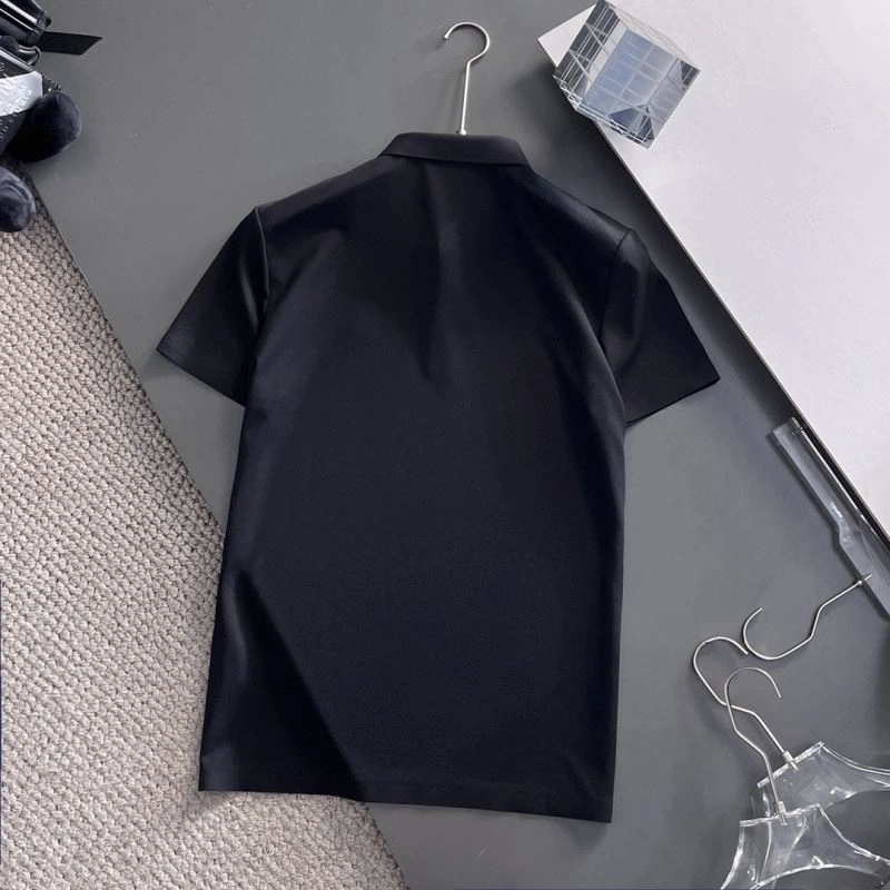Accurate model Louis Vuitton T-Shirts
